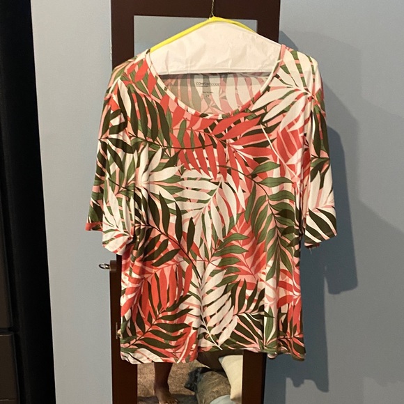 Comfort Code | Tops | Comfort Code Pink And Green Leaf Top | Poshmark